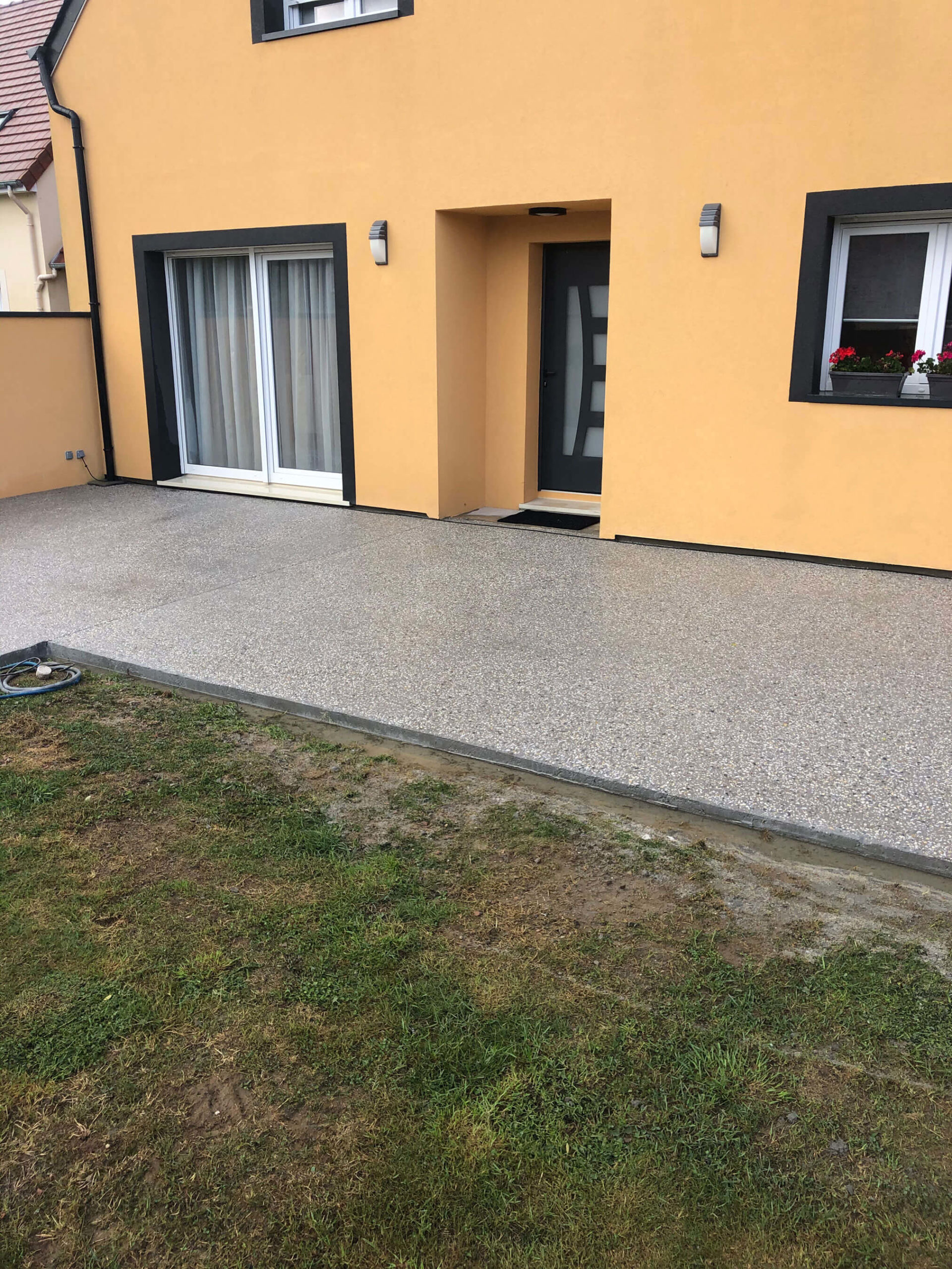 Terrasse béton lavé • RB Construction